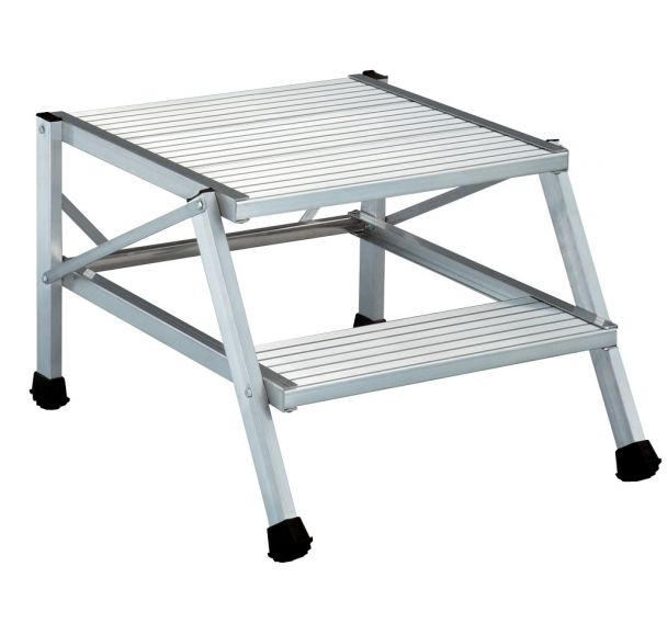 Marchepied fixe avec large plateforme 2 marches | Manutan Collectivités