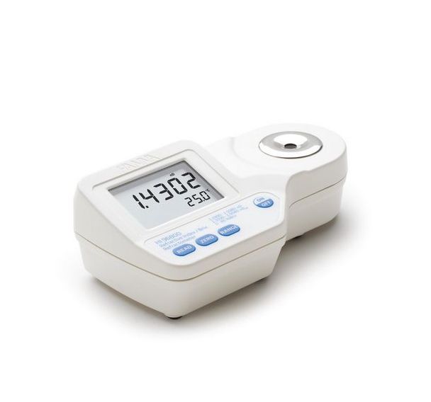 Réfractomètre portatif universel, indice de réfraction | Manutan ...