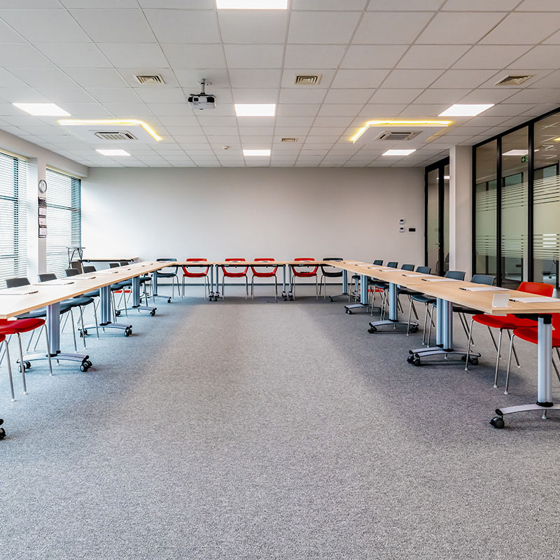 Quelles sont les différentes dispositions d’une salle de réunion ...